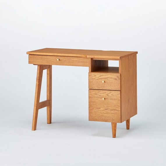 DESK ANV001 DE MBR — NITORI INDIA