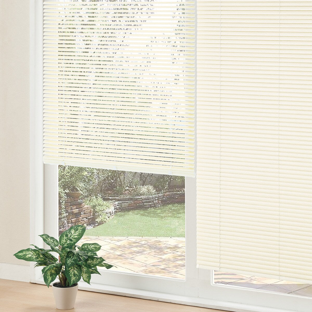 PVC VENETIAN BLIND LINKS3 IV 60X98 — NITORI INDIA
